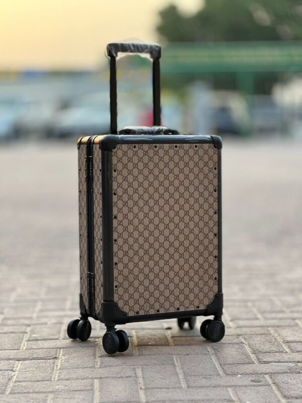 valise cabine Louis Vuitton Horizon 55 en toile Monogram et aluminium ...